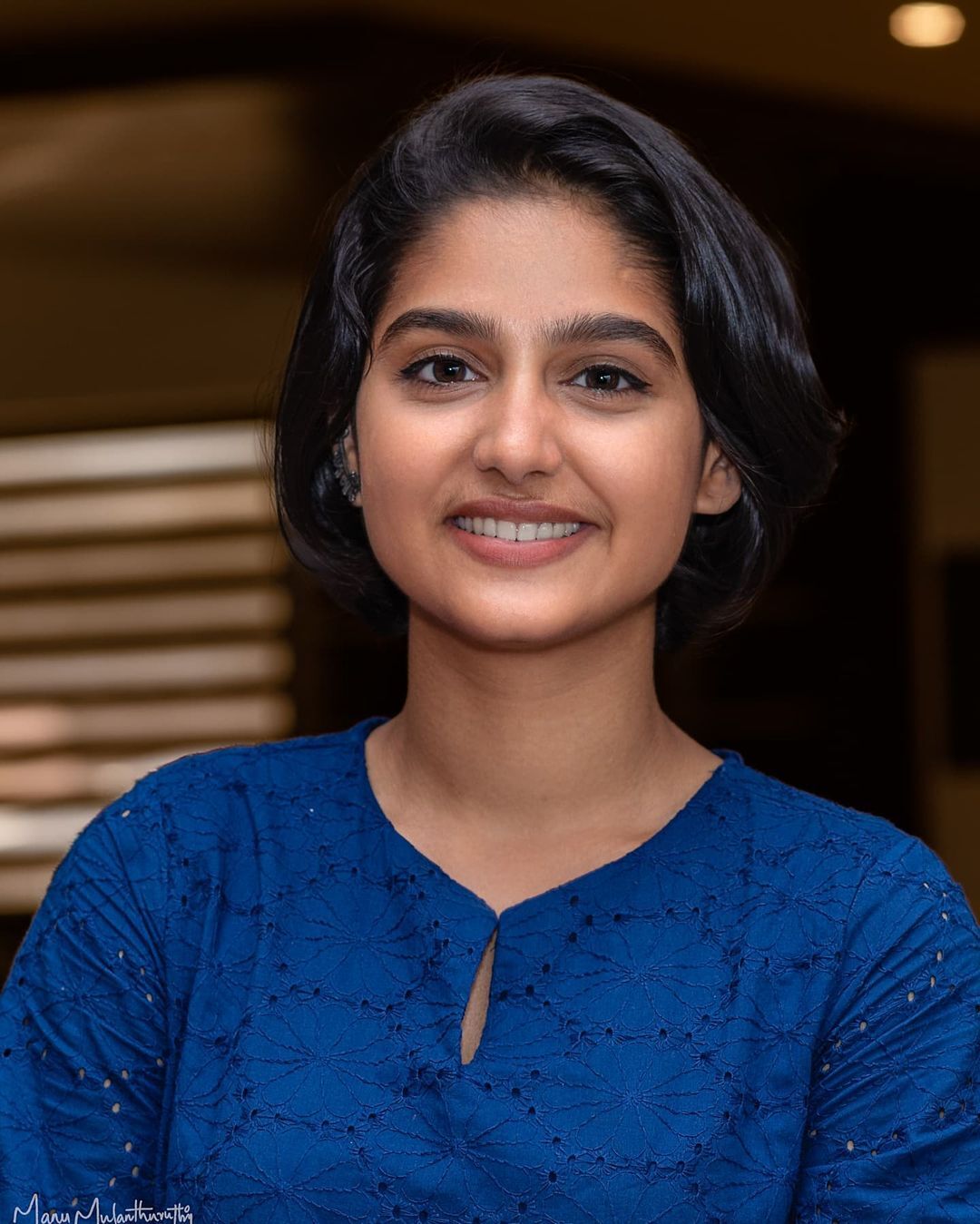 Mollywood Actress Anaswara Rajan New Short Hair Look Viral | മുടി ...