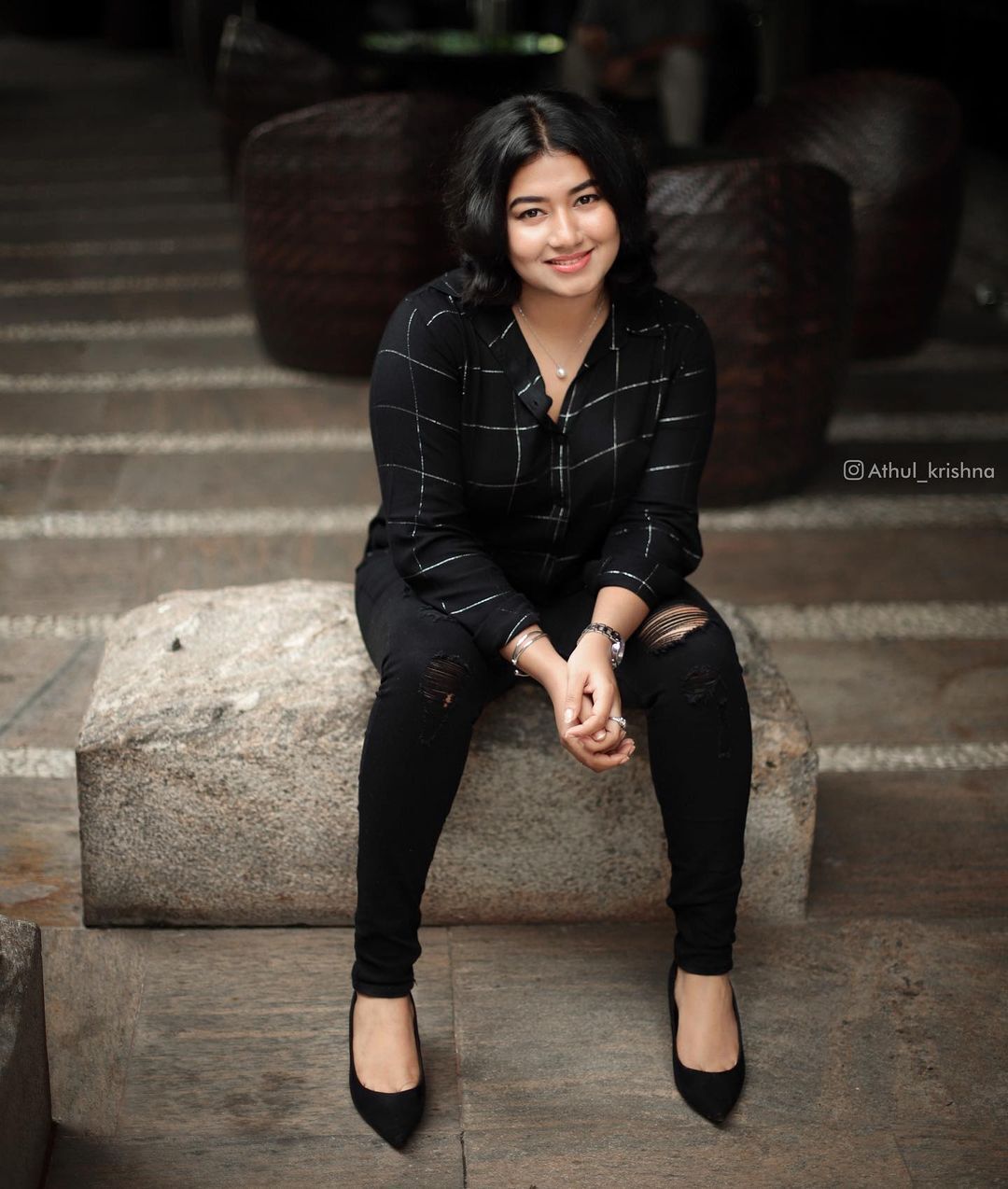 Mollywood Actress Grace Antony Shined In Stylish Look | കറുപ്പഴകില് ...