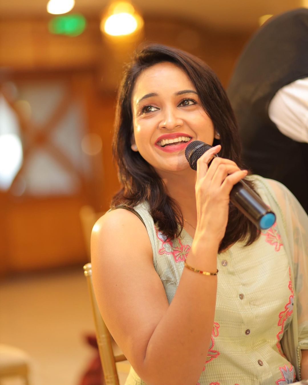 Mollywood Actress Lena Stunning Stills | ലെനയുടെ സൂപ്പർ ക്യൂട്ട് ചിരി ...