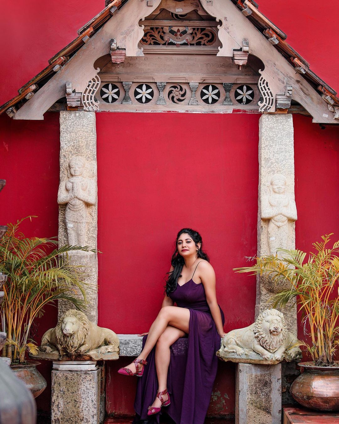 Playback Singer Abhaya Hiranmayi New Glamorous Stills | ഹോട്ട് ലുക്കില് ...