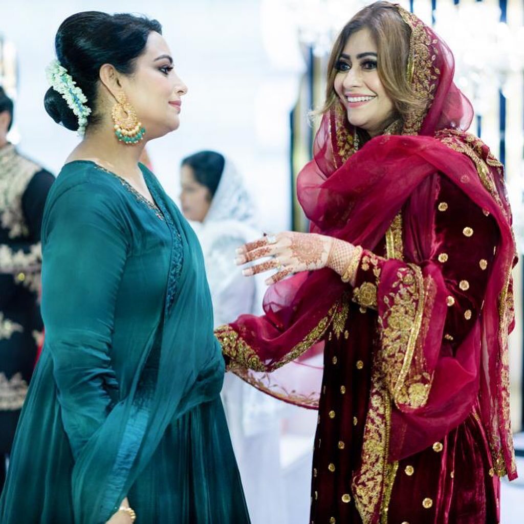 Actress Swetha Menon shares a picture with Mehr Rahman | നിനക്ക് ...