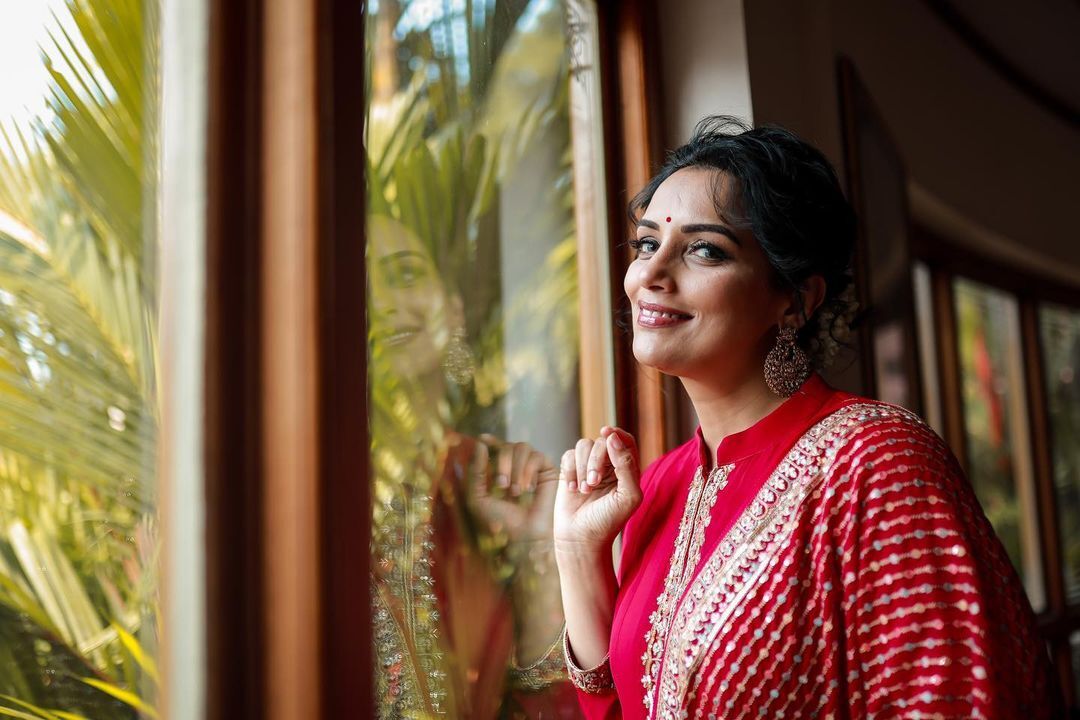 Actress Swetha Menon shares a picture with Mehr Rahman | നിനക്ക് ...