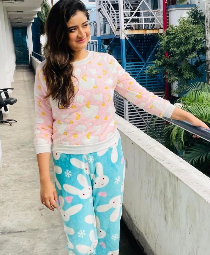 পর্দার পারমিতা বাস্তব জীবনে কেমন? দেখে নিন ছবি | some beautiful ...