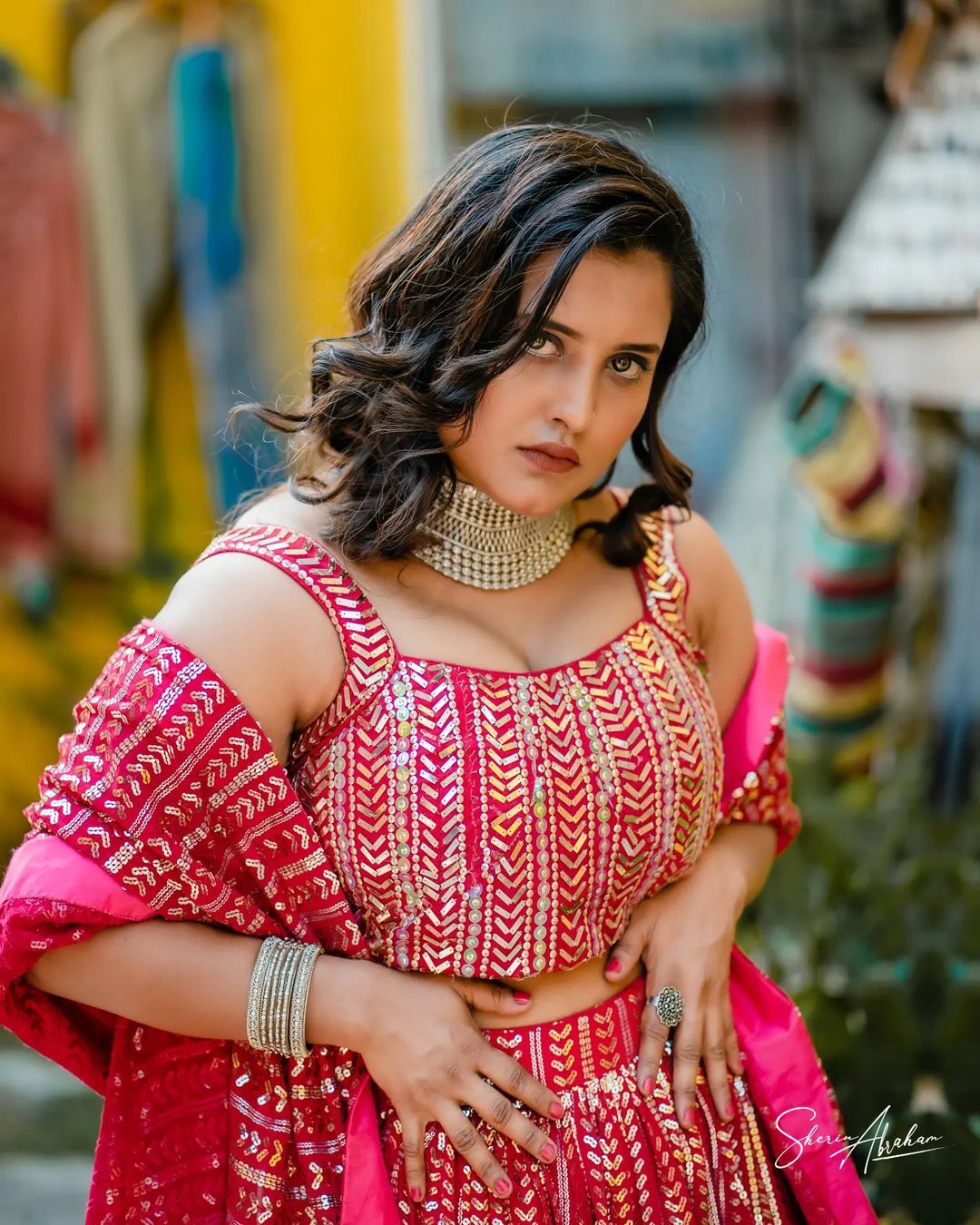 സൂപ്പര്‍ ലുക്കില്‍ റോഷ്‌ന; സോഷ്യല്‍ മീഡിയയില്‍ വൈറലായി പുതിയ ചിത്രങ്ങള് ...