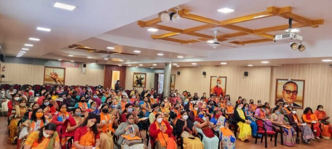 MoS Shobha Karandlaje During Women Karyakartas Of The Awadh Region ...