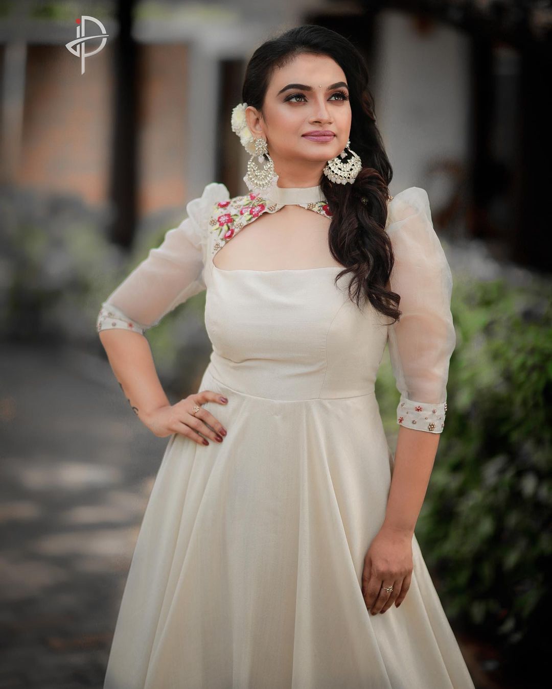 Actress Krishna Prabha's beach look- Pictures | ഇത് കൃഷ്ണ പ്രഭ തന്നെയാണോ? കിടിലൻ ബീച്ച് ലുക്കി ...