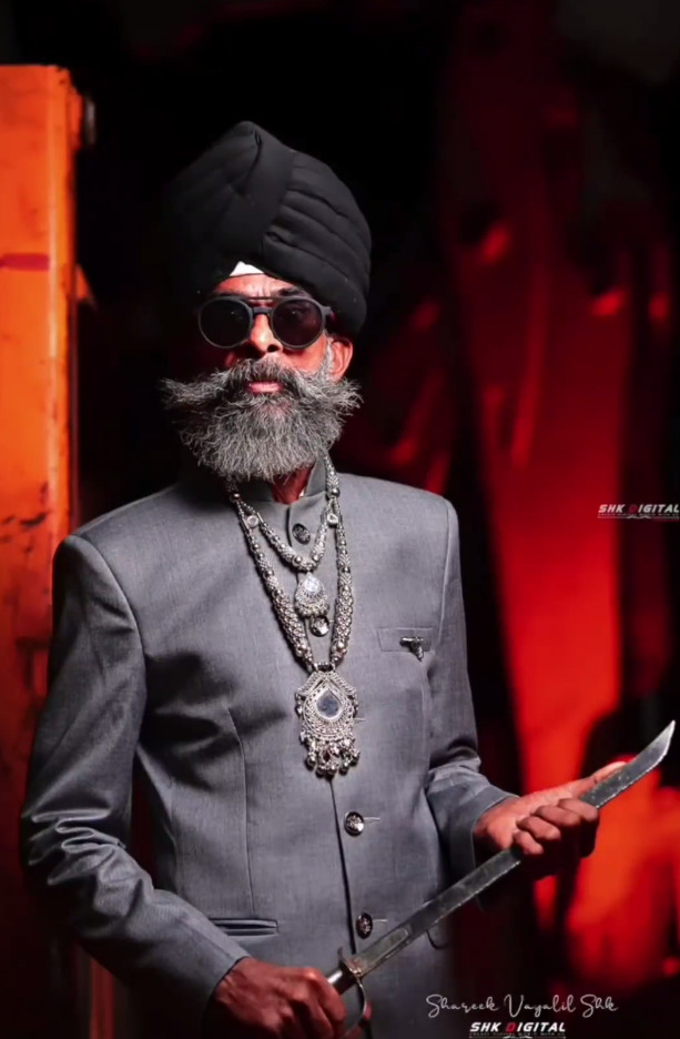 PHOTOS : "எப்படி இருந்த நான் இப்படி ஆயிட்டேன்"... போட்டோஷூட்டில் மாஸ் ...