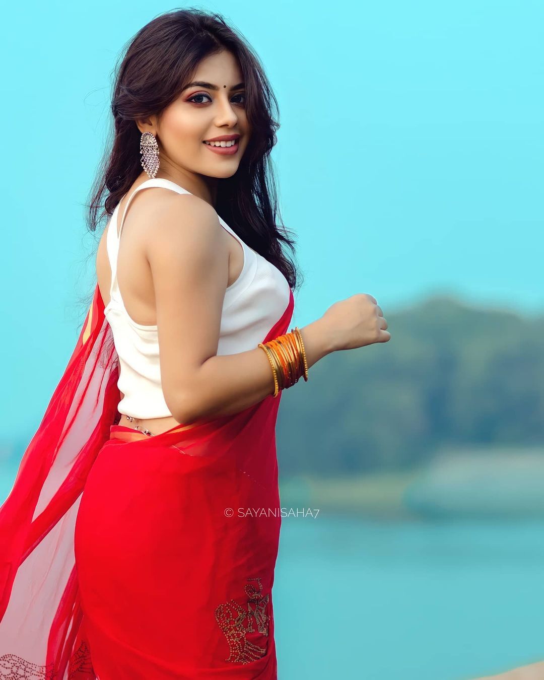 సై సై.. సయానీ (ఫొటోలు) | Amazing Photos of Sayani Saha - Oneindia Telugu