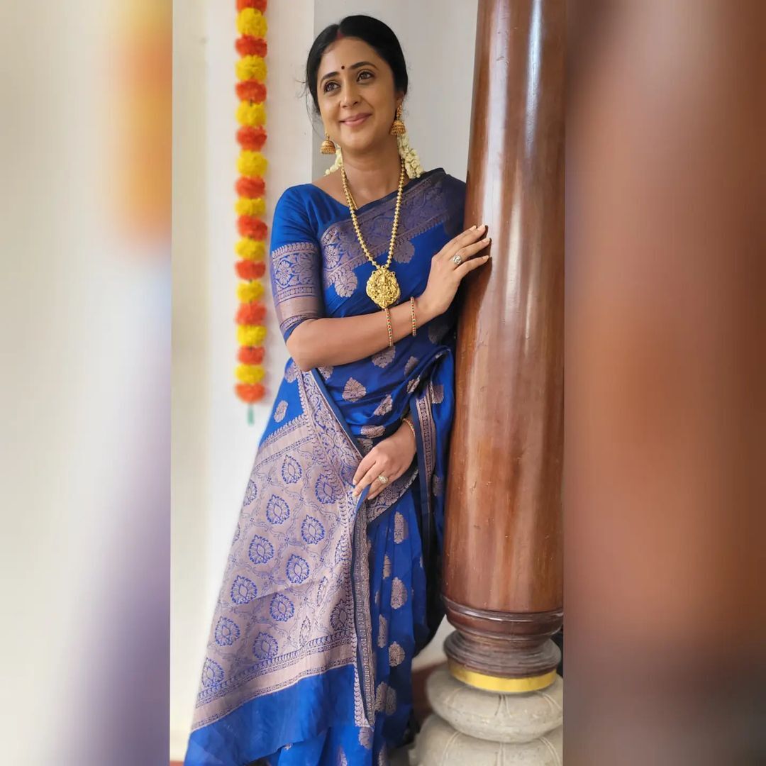actress kaniha latest glamorous photos | കനിഹ ഇവിടെത്തന്നെയുണ്ട് എങ്ങും ...