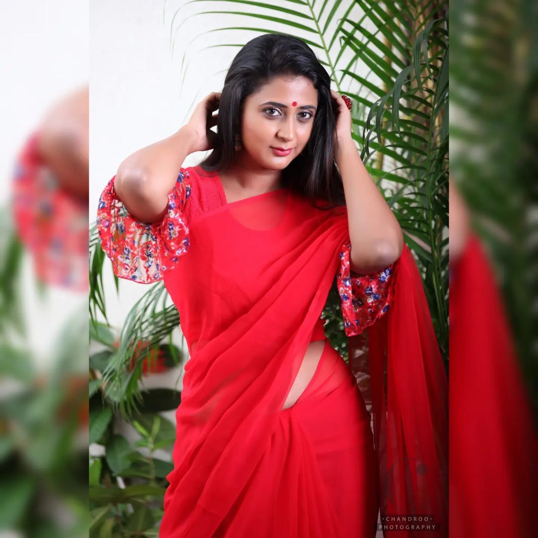 actress kaniha latest glamorous photos | കനിഹ ഇവിടെത്തന്നെയുണ്ട് എങ്ങും ...