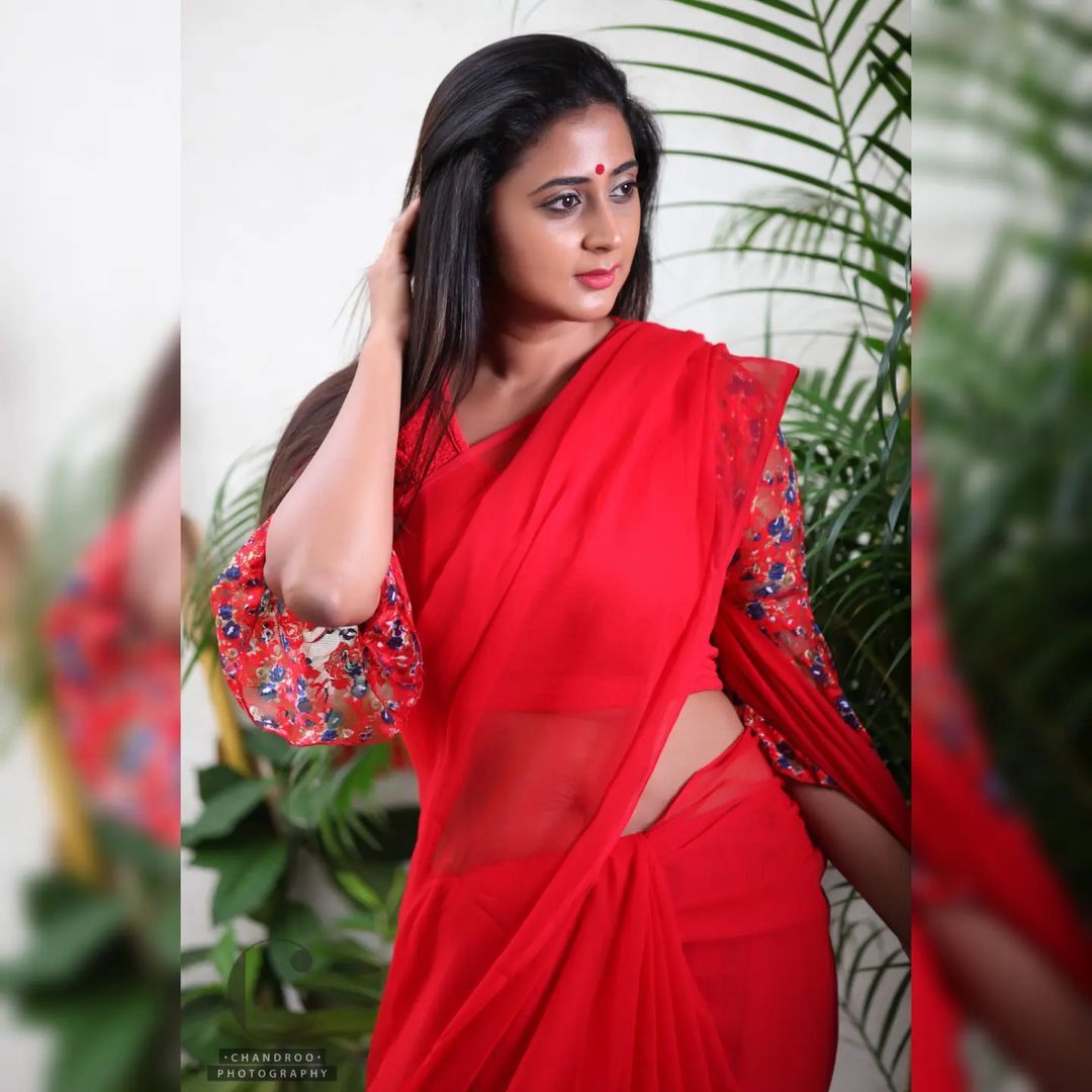 actress kaniha latest glamorous photos | കനിഹ ഇവിടെത്തന്നെയുണ്ട് എങ്ങും ...