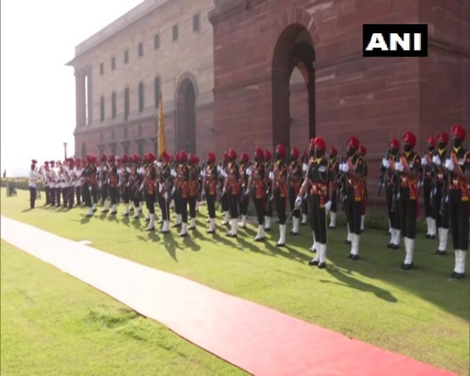 Chief Of Australian Army Lieutenant General Rick Burr 2 Day Visit To ...