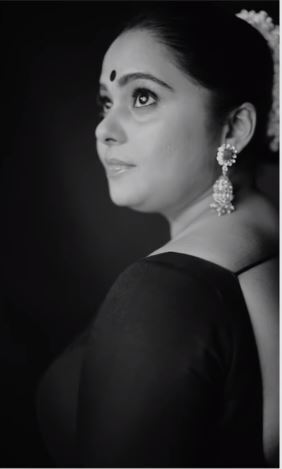 Malayalam Actress Fara Shibla New Reels And Glamour Clicks Goes Viral ...