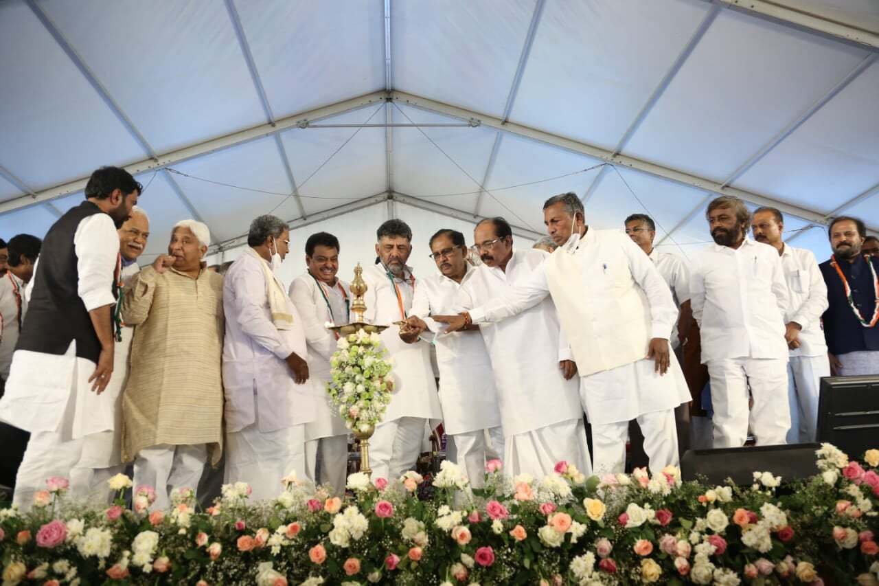 ಚಿತ್ರಗಳು; ಕರ್ನಾಟಕ ಕಾಂಗ್ರೆಸ್ ಪ್ರಚಾರ ಸಾರಥಿಯಾದ ಎಂಬಿ ಪಾಟೀಲ್ | MB Patil Took ...