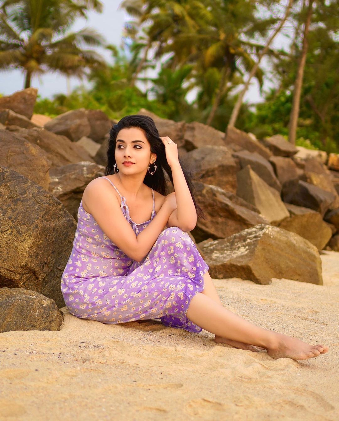 Actress Ann Sheetal New Beachside Photoshoot Goes Viral | കടൽ തീരത്ത് ...