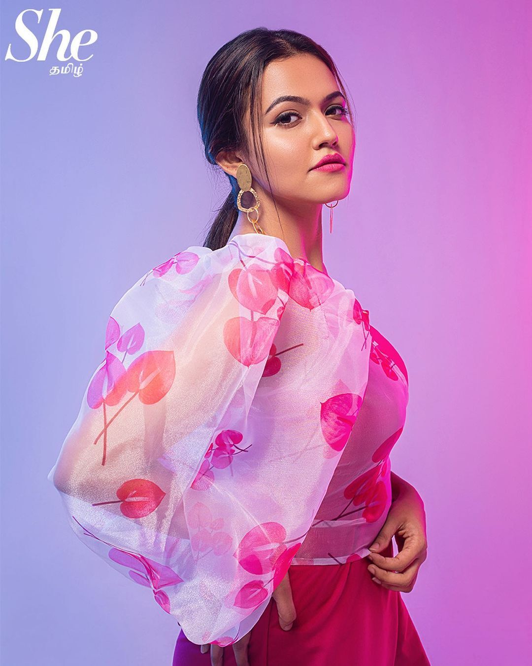 Beast Fame Aparna Das's Glamorous Pink Outfit Goes Viral | ബോളിവുഡ് ...