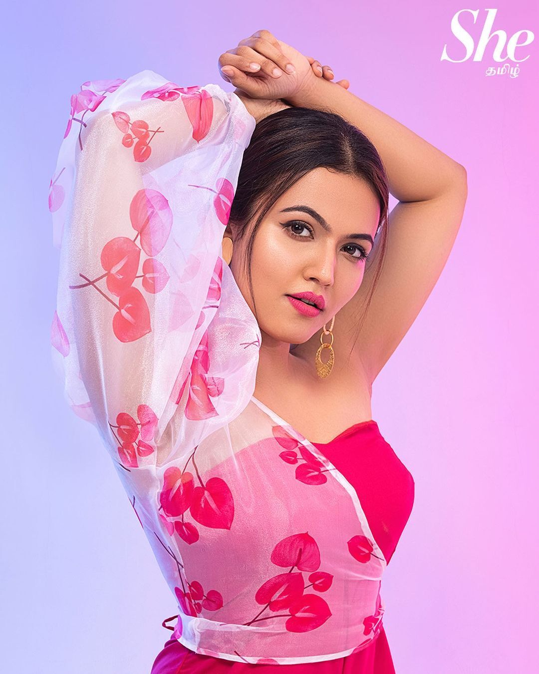 Beast Fame Aparna Das's Glamorous Pink Outfit Goes Viral | ബോളിവുഡ് ...