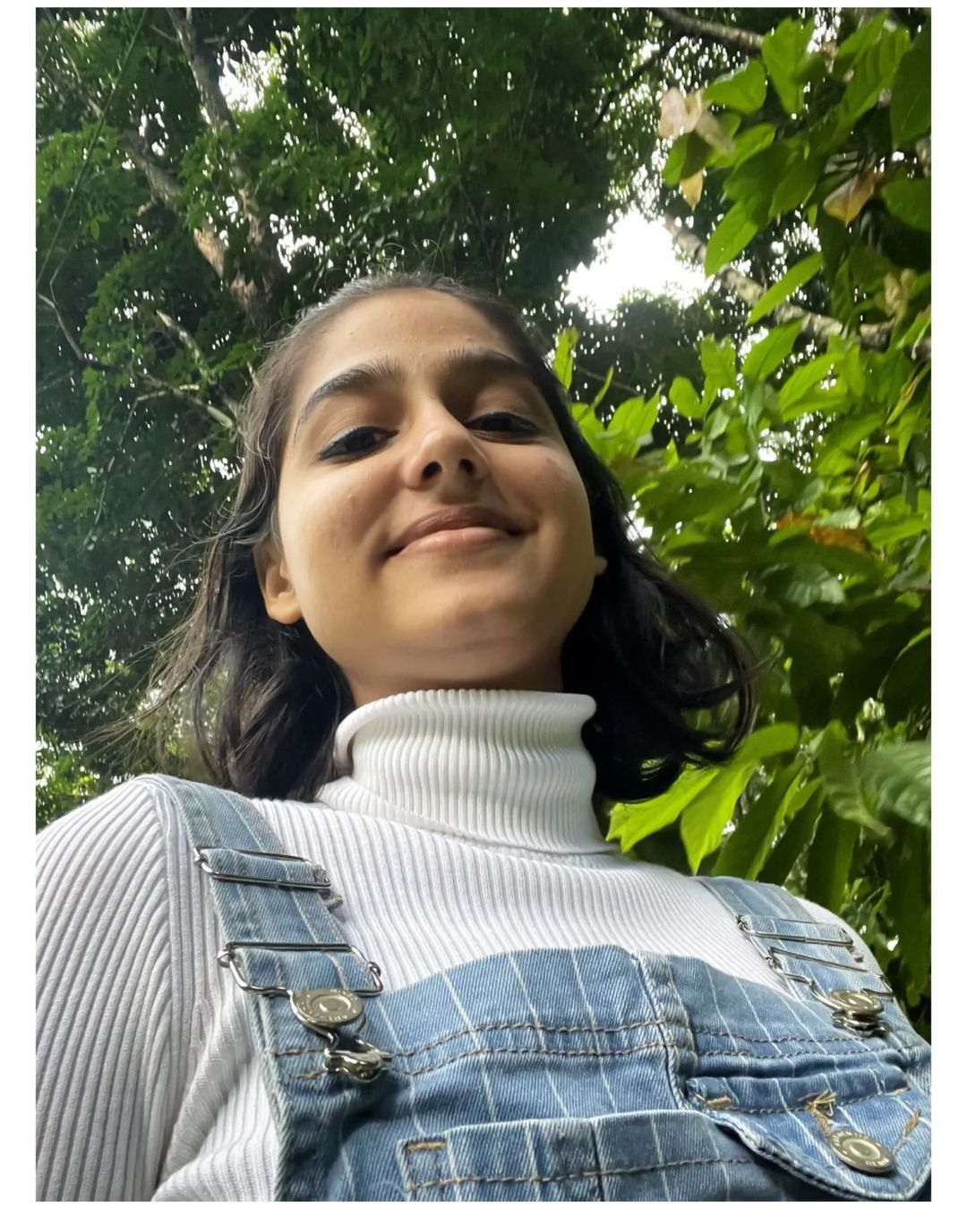 anaswara rajan new pic and tag line goes viral | ഇതാണ് എന്റെ സിഗരറ്റ് ...