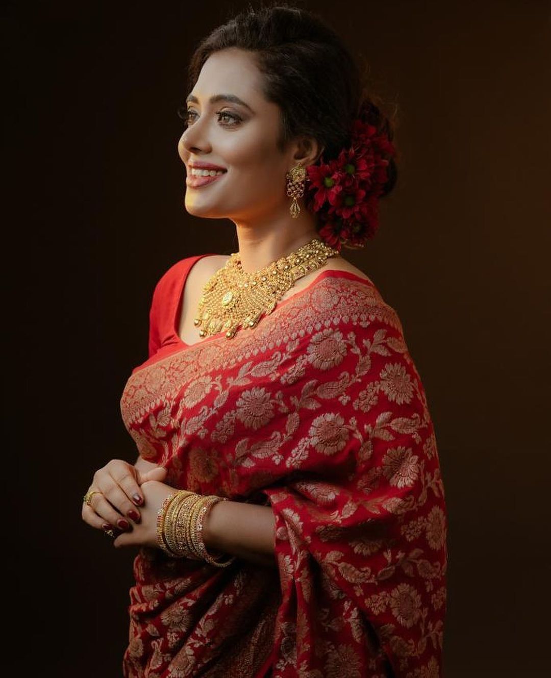 Bigg Boss Malayalam Fame Remya Panicker Latest Photoshoot In Saree ...