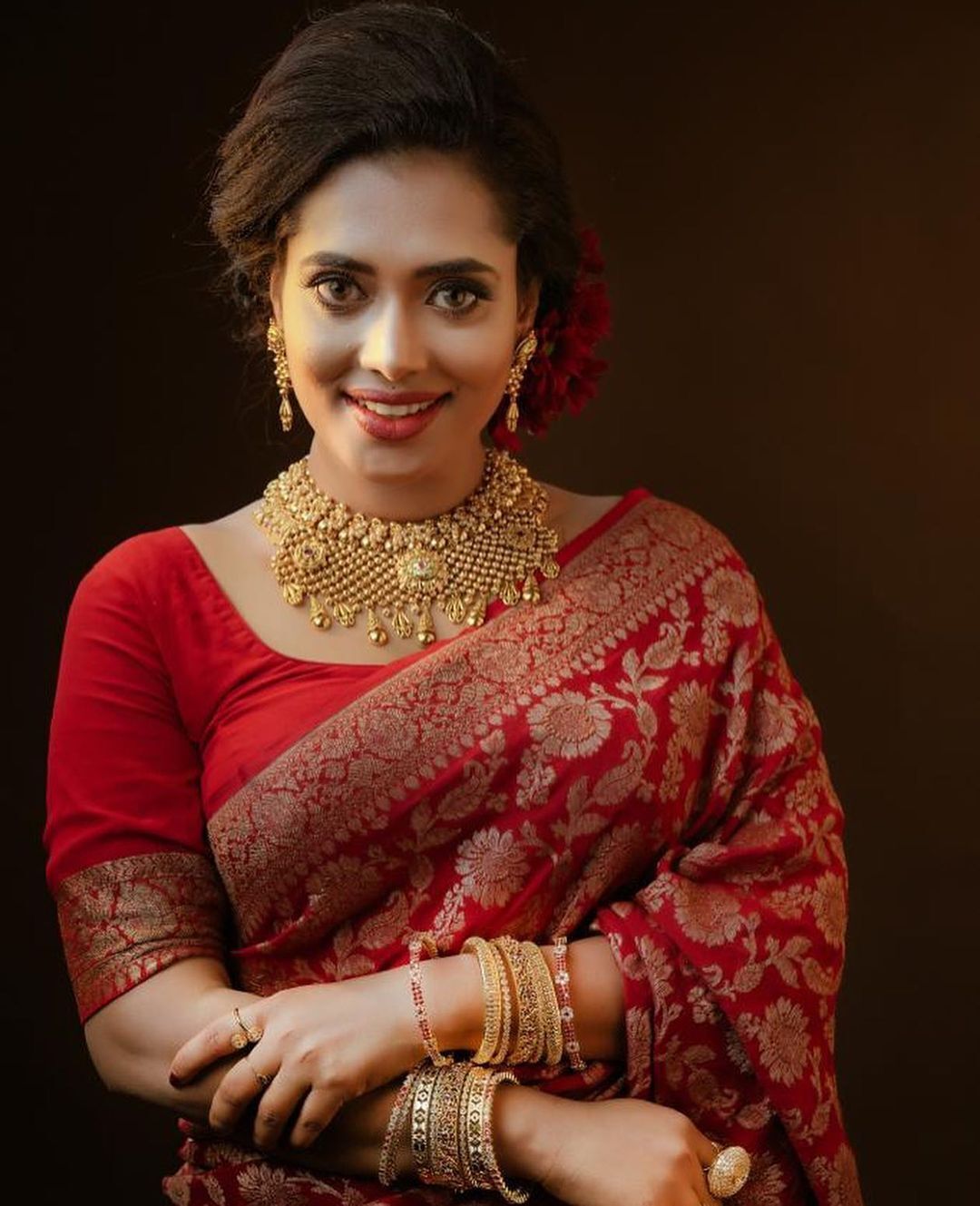 Bigg Boss Malayalam Fame Remya Panicker Latest Photoshoot In Saree ...