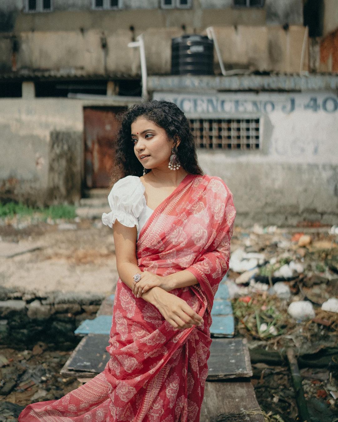 Actress Anna Ben New Stunning Look In Saree, Photoshoot Viral ...