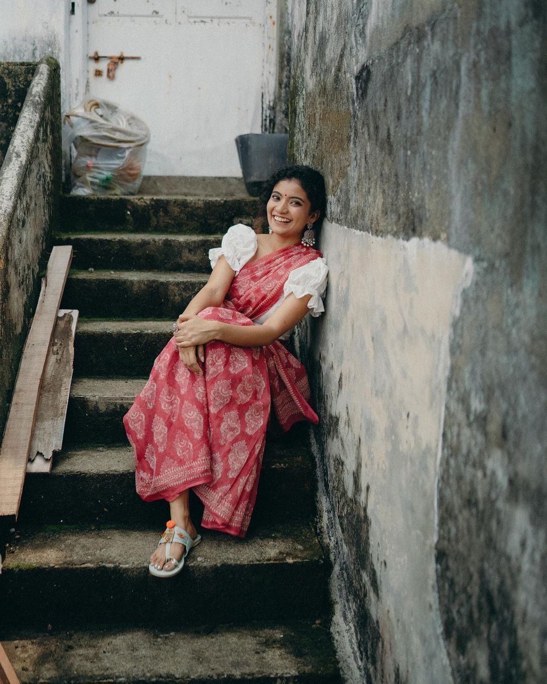 Actress Anna Ben New Stunning Look In Saree, Photoshoot Viral ...