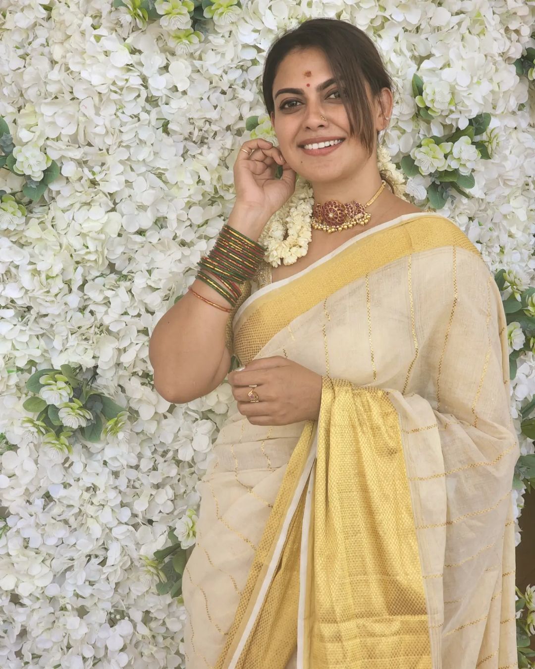 actress anusree latest saree look photos viral on instagram | വീണ്ടും ...