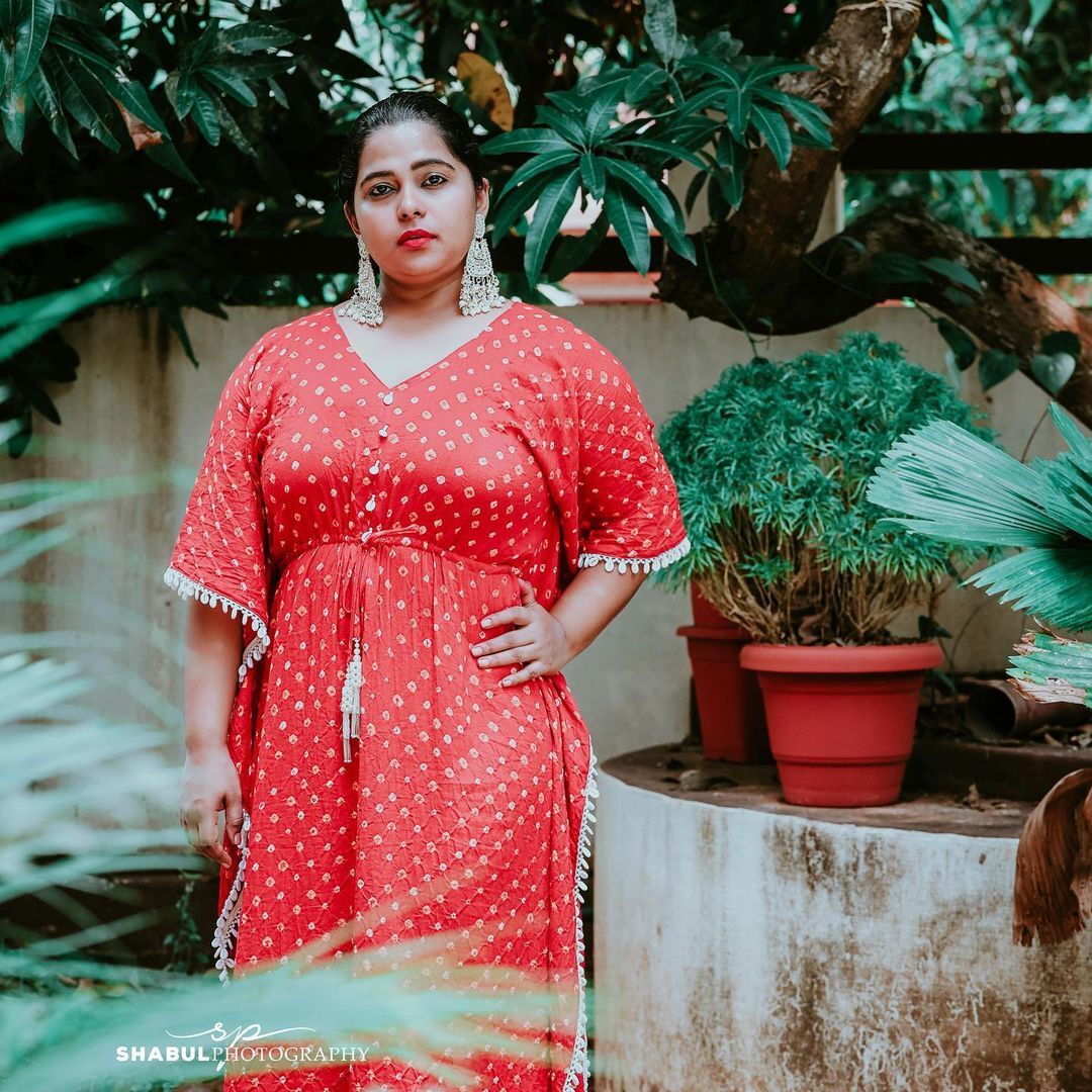 Actress Fara Shibla New Makeover Trending On Instagram | പുത്തന് ...