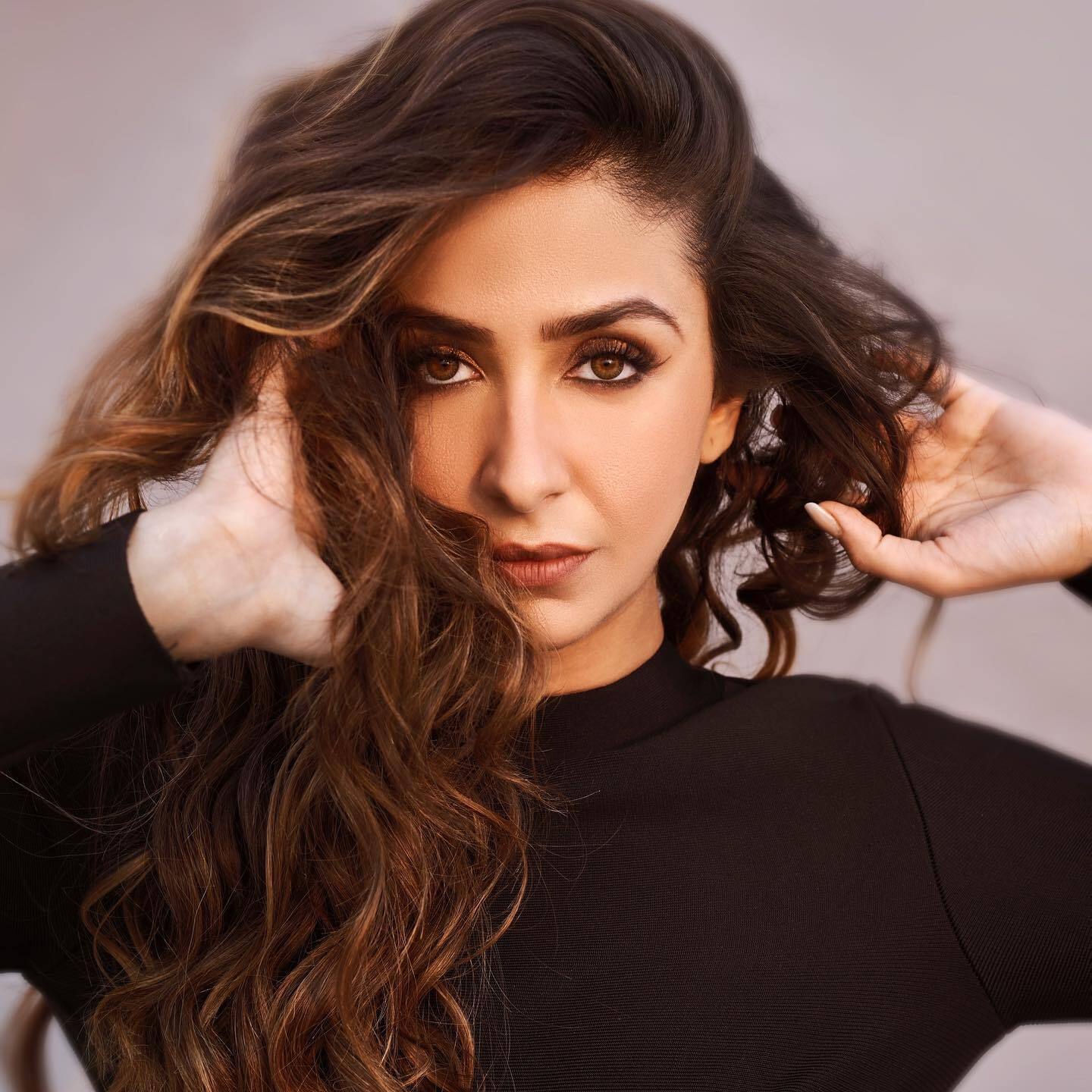 बेहद खूबसूरत हैं Malvika Raaj, कभी निभाया था फिल्म में करीना कपूर के ...