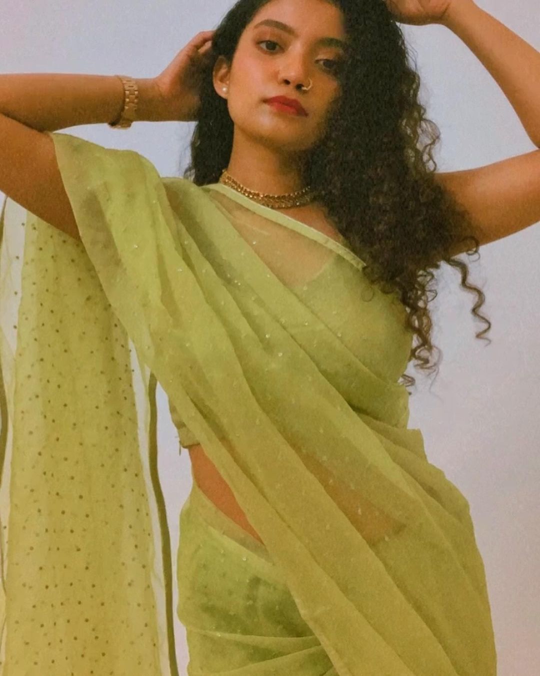 Mollywood Actress Anna Ben Nayarambalam Look Gorgeous in Yellow Saree ...