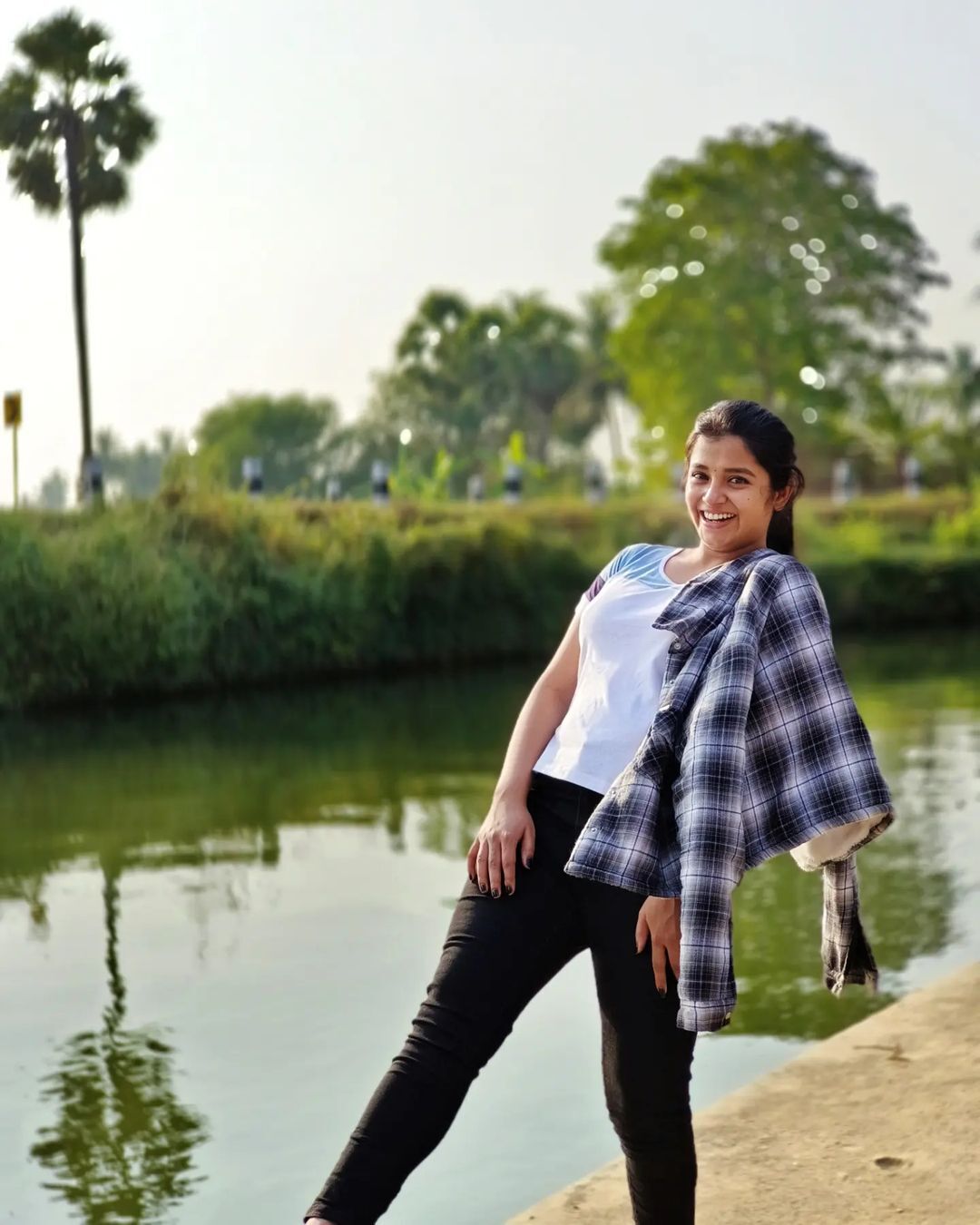 PHOTOS : அடடே.. நம்ம தீப்தியா இது? காதலனுக்கு ப்ரோப்போஸ் பண்ண ரேமோ பட ...