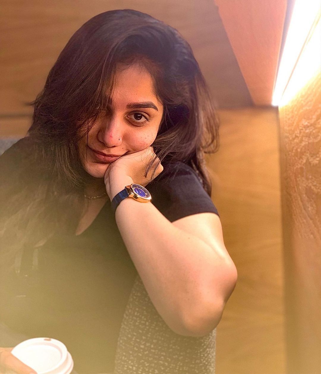 'സുന്ദരീ കണ്ണാലൊരു...' സാരിയില്‍ ആരാധകരുടെ മനസ് കവര്‍ന്ന് ആര്യ ബഡായി | arya badai's new photos ...