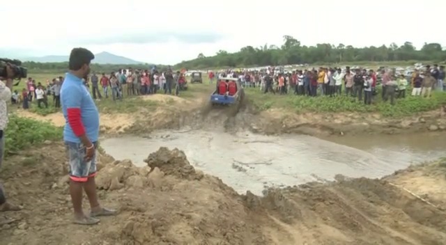 ಚಿತ್ರಗಳು; ಕಾಫಿನಾಡು ಚಿಕ್ಕಮಗಳೂರಲ್ಲಿ ಜಿಪ್ಸಿಗಳ ರೇಸ್‌ | Off-Road Jeep Mud ...