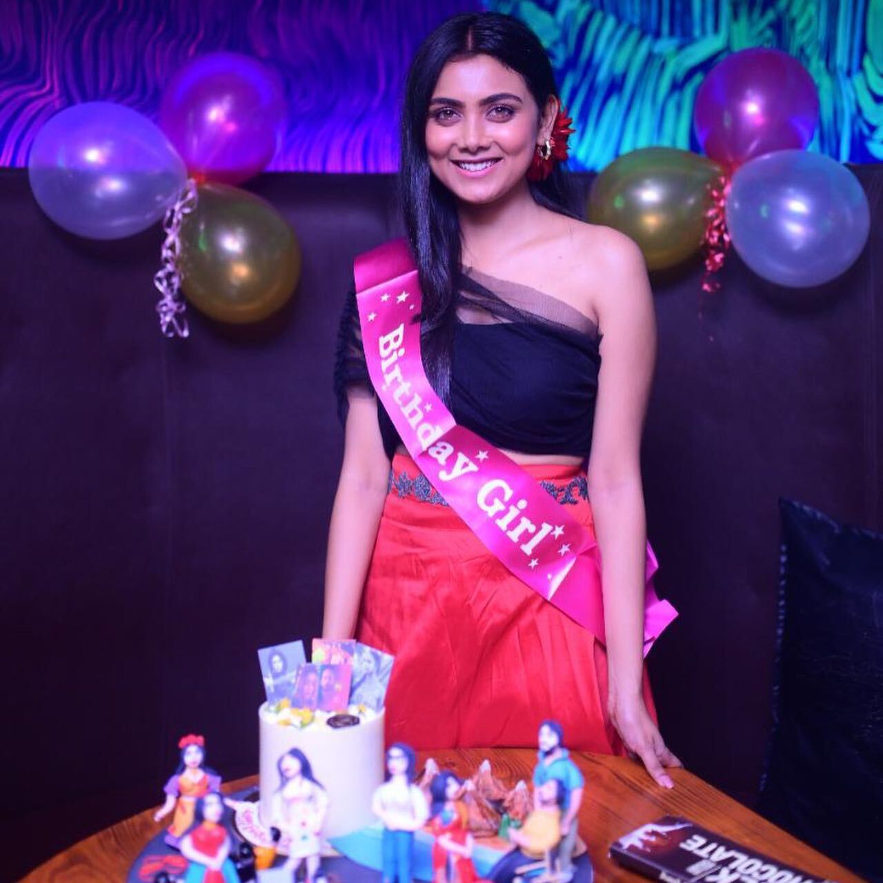 এক সপ্তাহ পর সোশ্যাল মিডিয়ায় জন্মদিনের ছবি শেয়ার করলেন টেলি ...