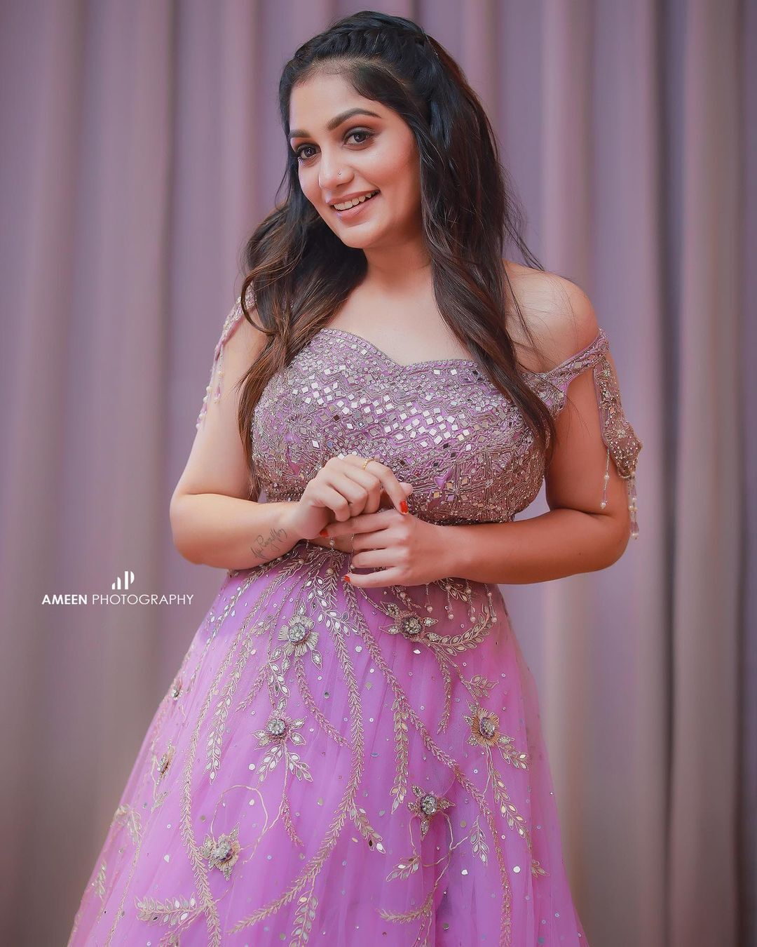 Anchor Arya Latest Makeover Viral on Instagram | ട്രെൻഡിംങ് ലുക്കും ...