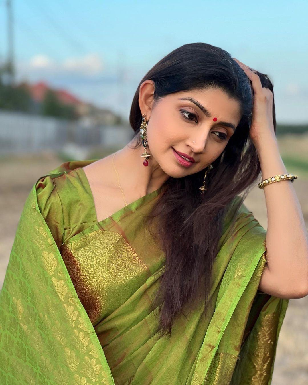 Evergreen Actress In Malayalam Industry Divya Unni New Stunning Stills ...