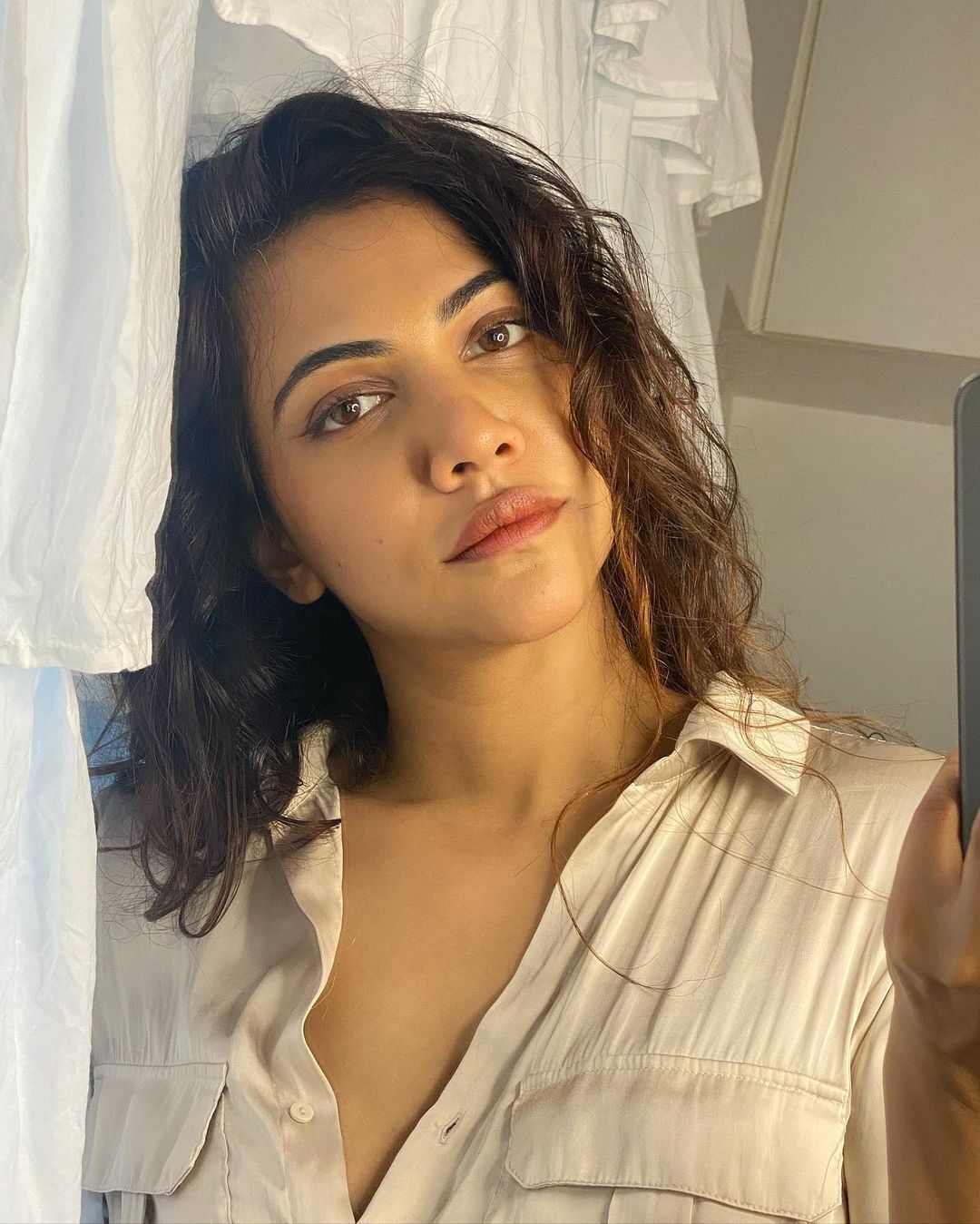 Fans Asking What Happen To Your Lips? Madonna Sebastian's New Instagram ...