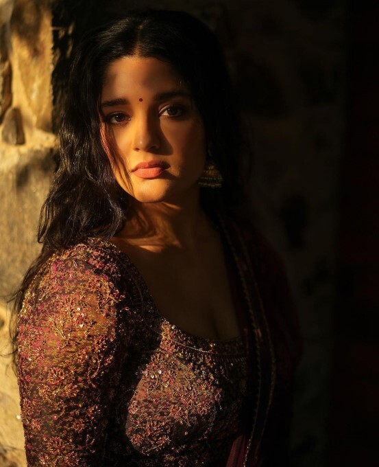 Kollywood Actress Rithika Singh Latest Photoshoot Photos: HD Images ...
