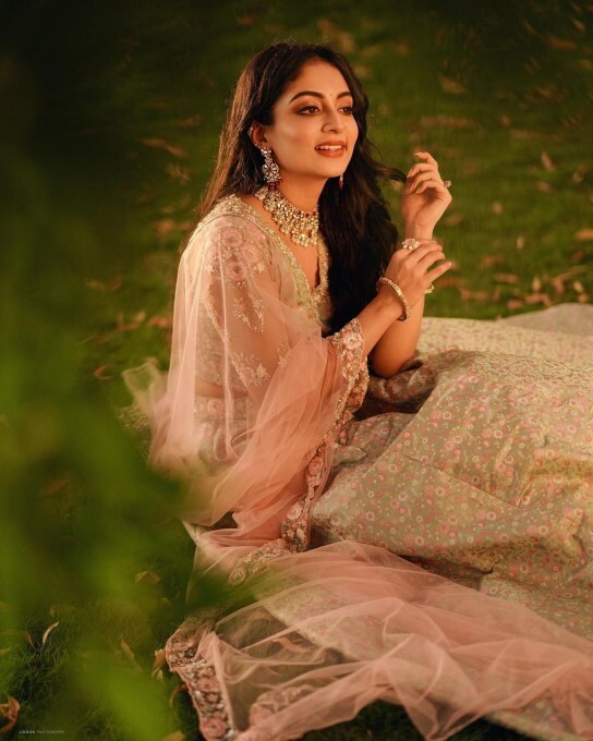 Mollywood Actress Ishaani Krishna Latest Photo Photos: HD Images ...