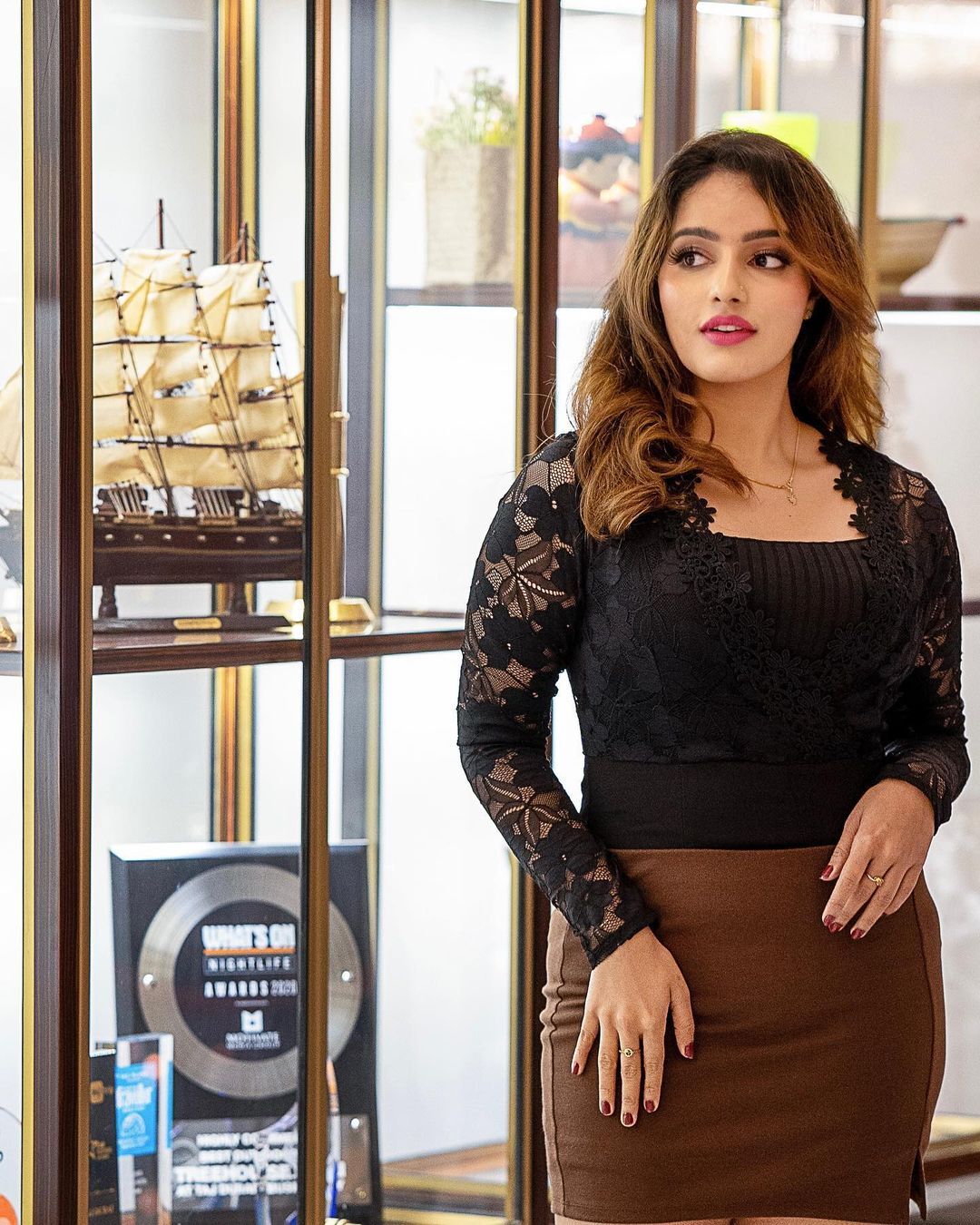 Mollywood Actress Malavika Menon Looks Glamorous in Latest Pics ...