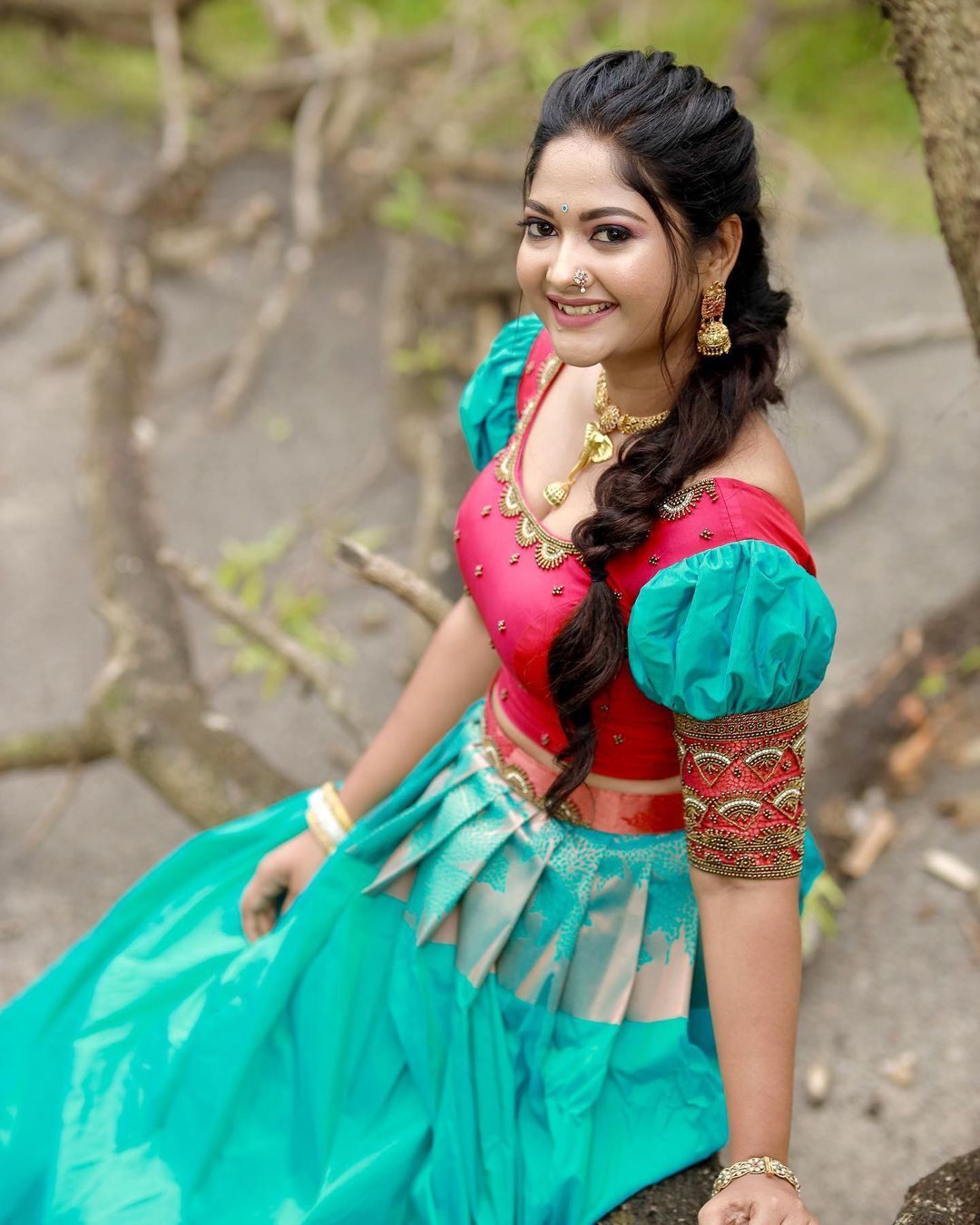 Serial Actress Aishwarya Ramsai Looking Gorgeous In Traditional Look | ഐഷു... ഈ ലുക്ക് പൊളിച്ചു ...