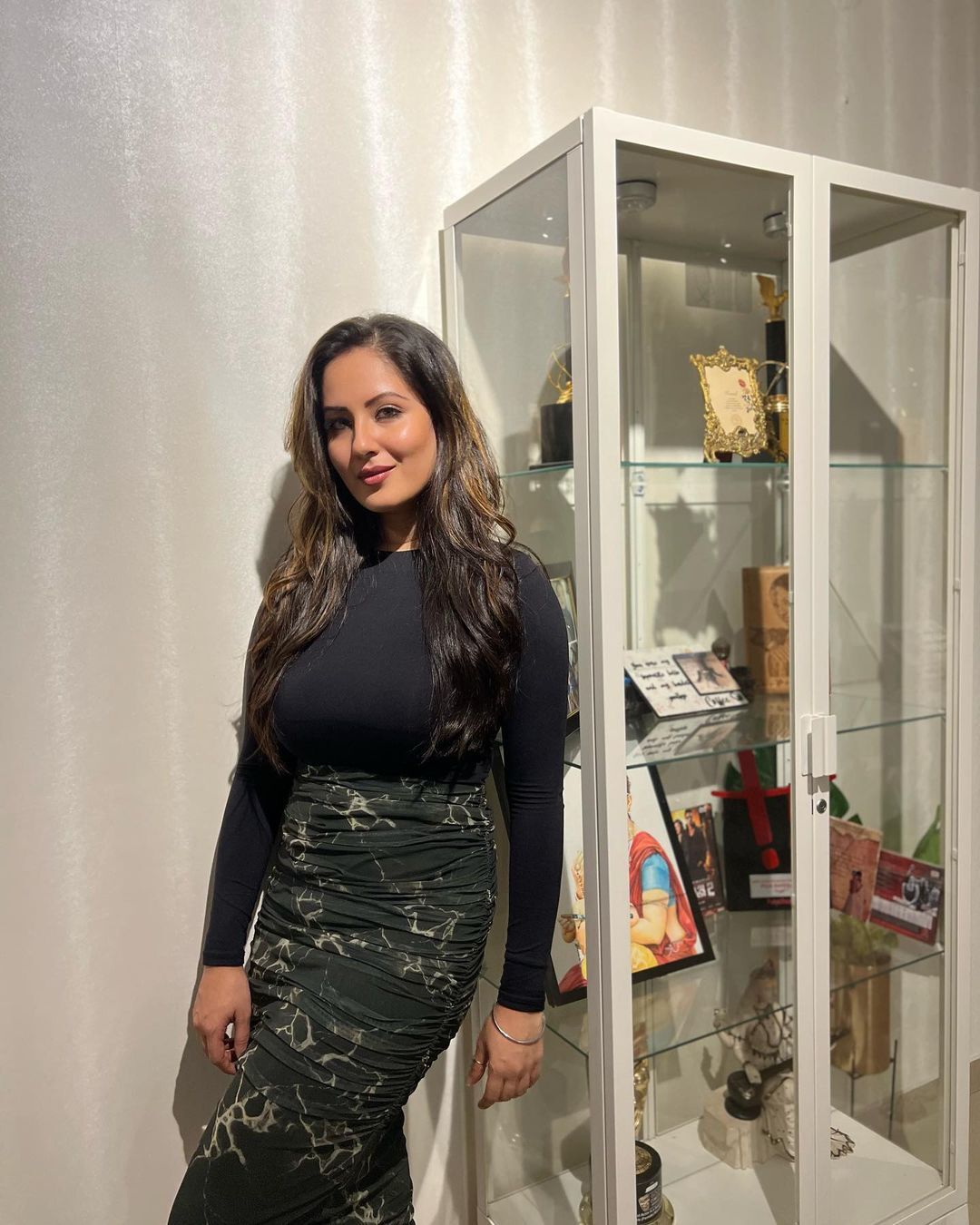 पूजा बनर्जी के ग्लैमरस लुक ने छुड़ाया फैंस का पसीना, बोले- रूप तेरा ...