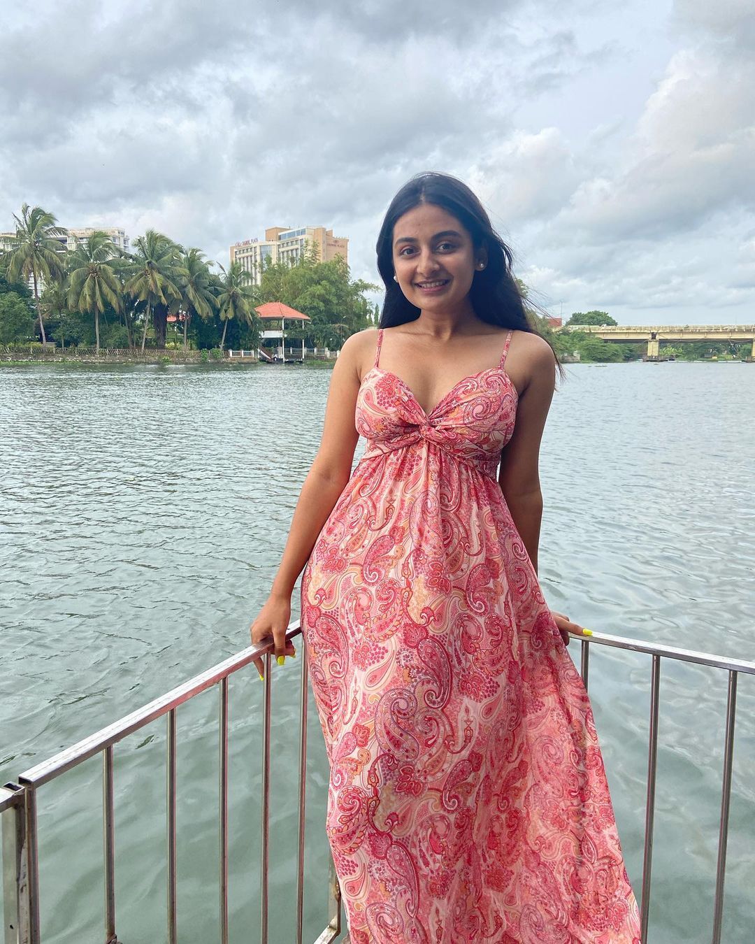 malayalam actress and model esther anil new photoshoot viral in social ...