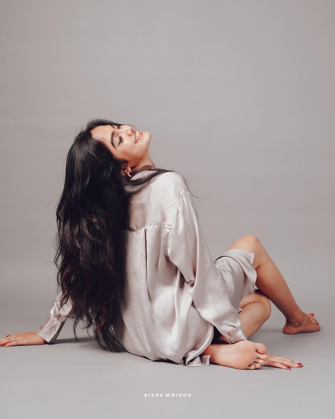 malayalam actress and model devika sanjay new photoshoot viral in social media instagram new ...