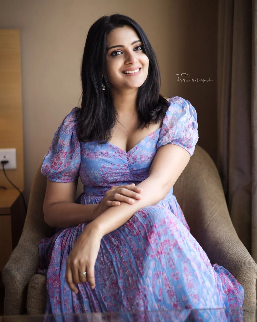 Actress Divya Pillai Looking Gorgeous In Violet Dress, See New Simple ...