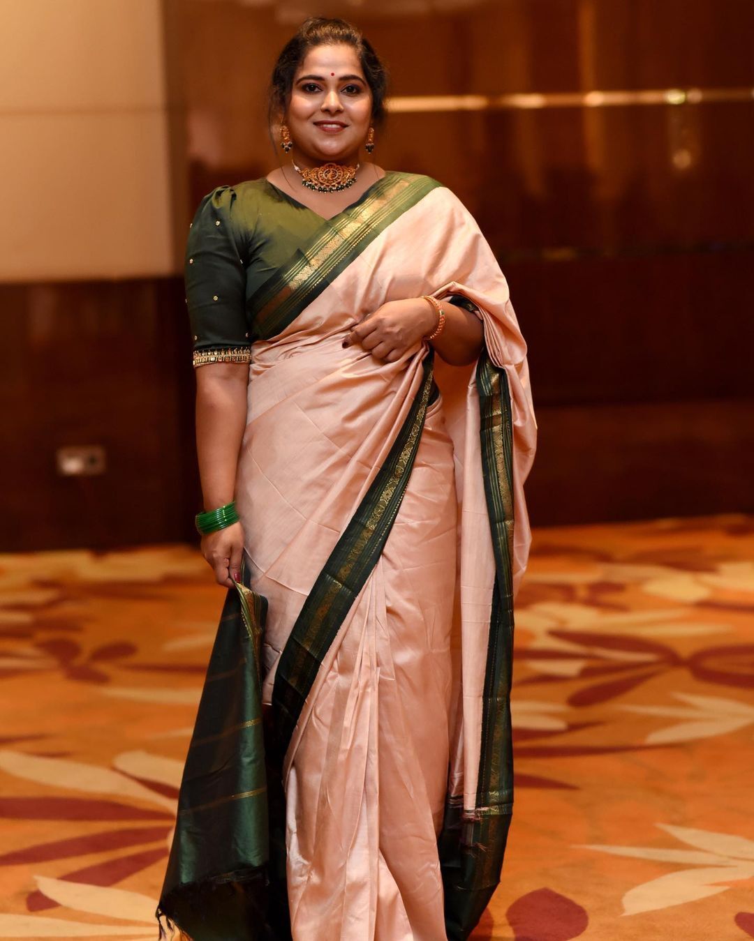 Actress Fara Shibla New Makeover In Amma Saree Which Is Fifteen years ...