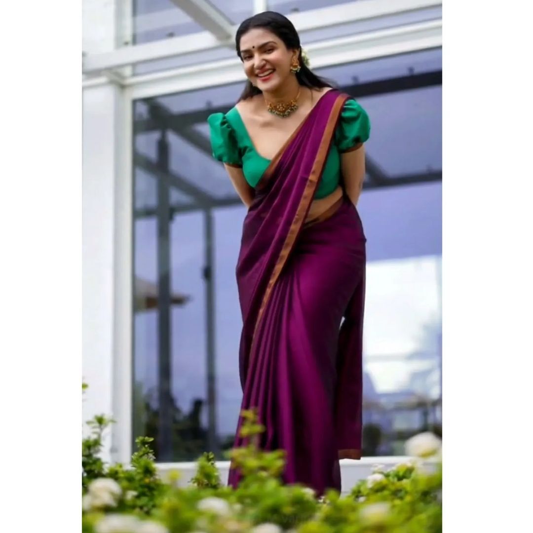 Actress Honey Rose Looks Like A Beauty Goddess In Saree, New Bold And ...