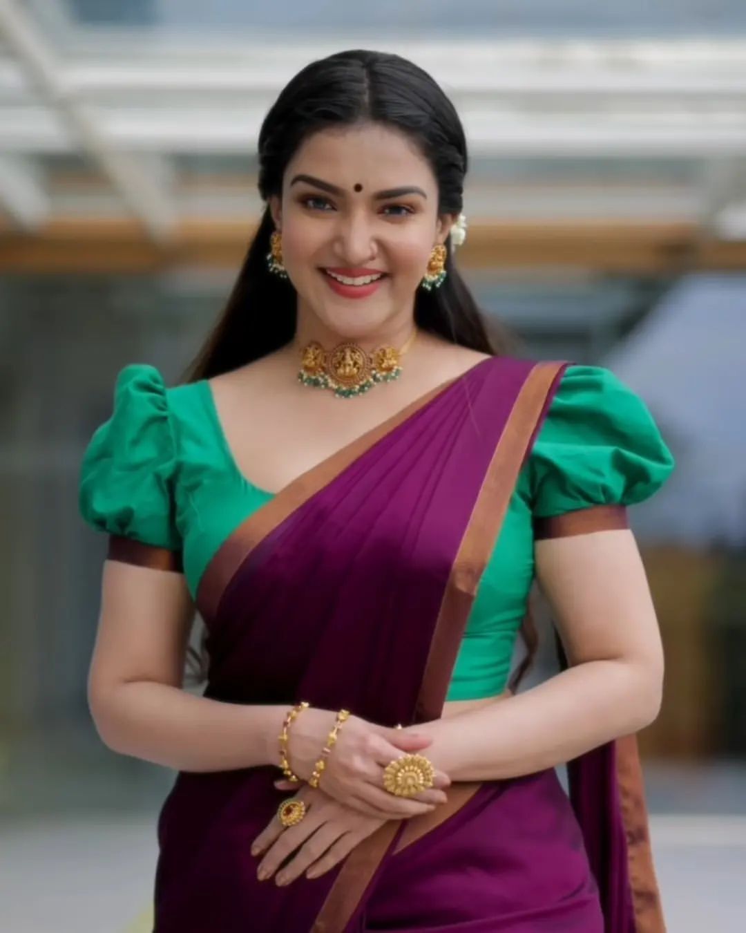 Actress Honey Rose Looks Like A Beauty Goddess In Saree, New Bold And ...