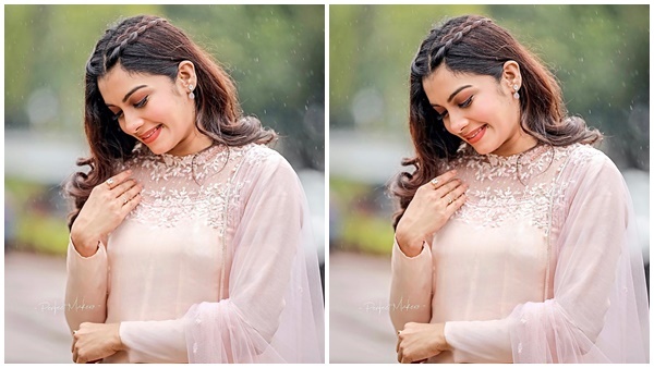 arathi podi new pic with Dr.Robin goes viral in social media, fans says ...