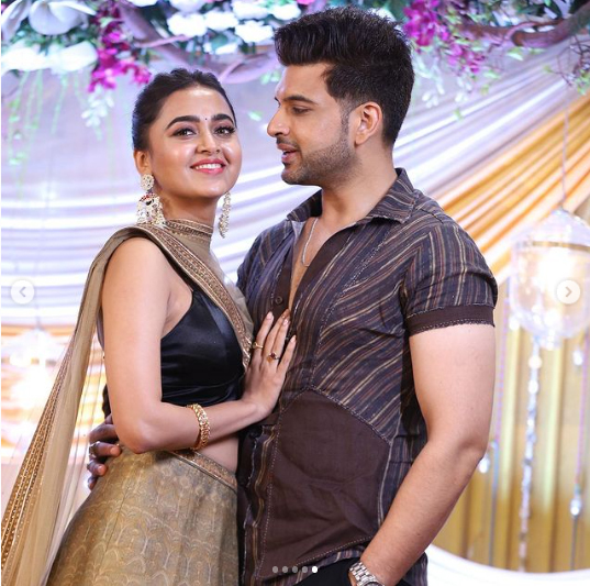 Bollywood Actors Tejasswi Prakash And Karan Kundra Looks Ravishing Together Photos: HD Images ...